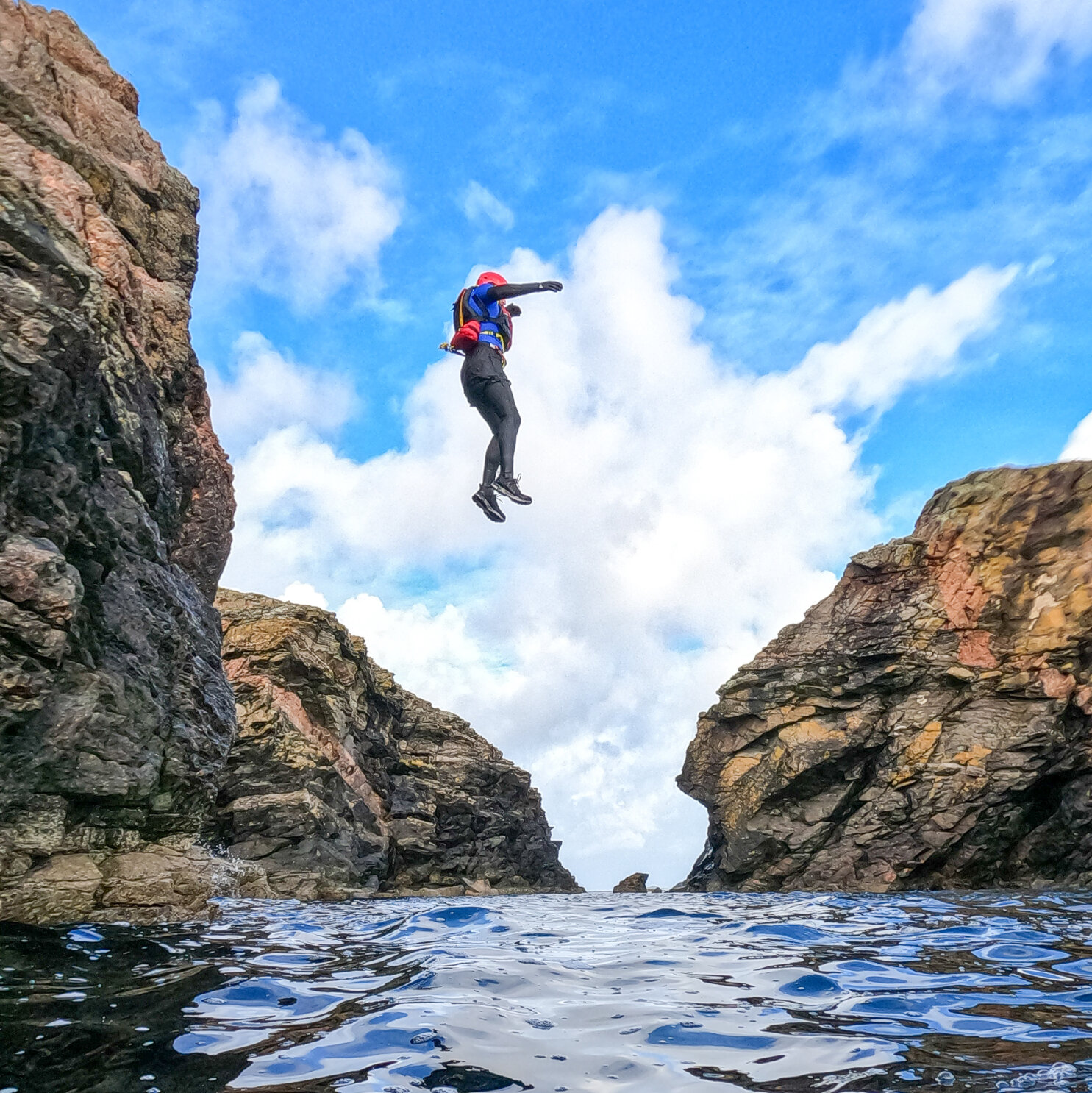 Sea Shetland – Immersive Coasteering Tour | Shetland.org