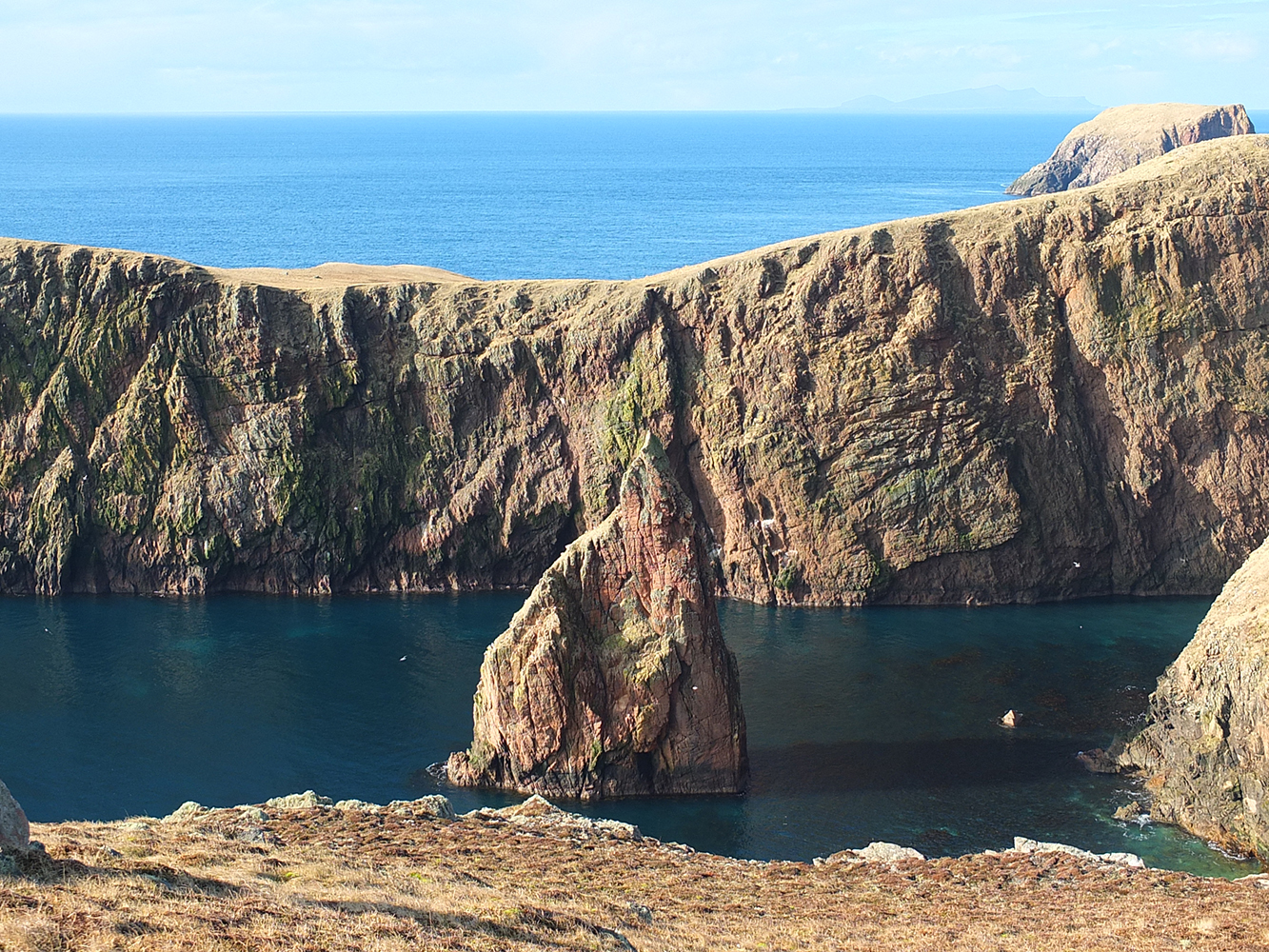 Coastal cliff walking in Shetland | Shetland.org
